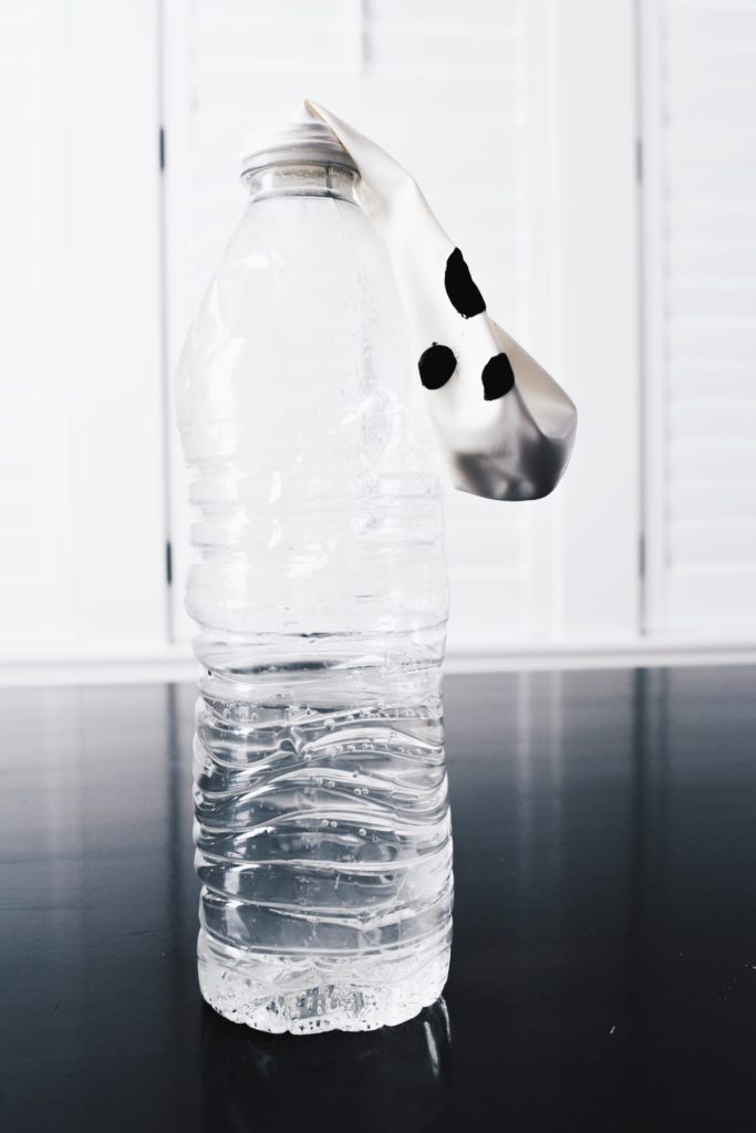 Ghost Balloon Experiment - Halloween Party Activity for Preschoolers ...