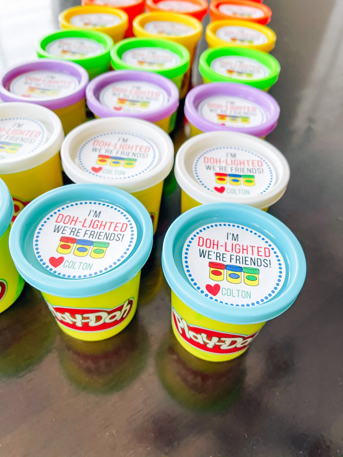 Play-Doh Party Favors // Non-Candy Party Favors • COVET by tricia