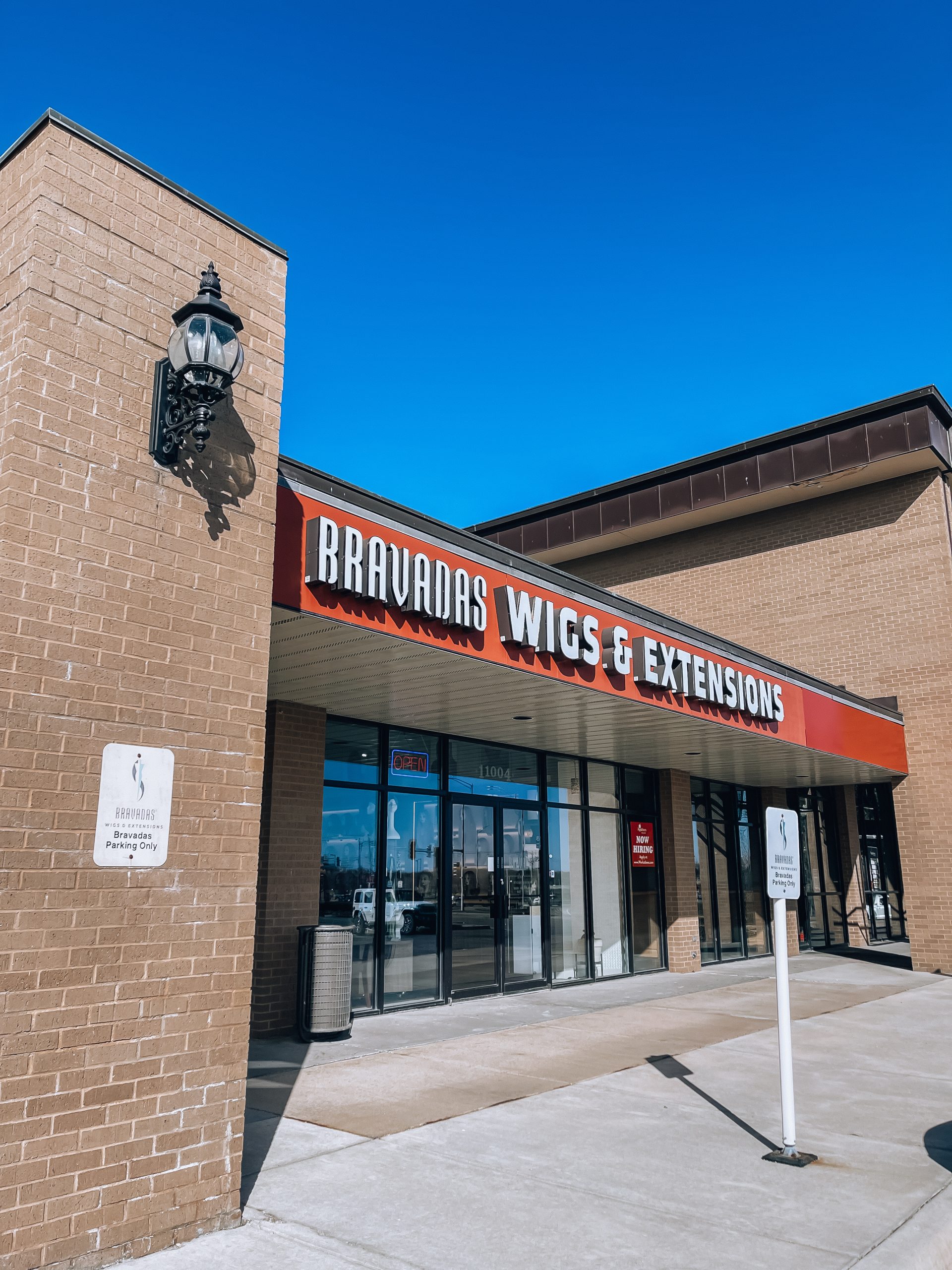 Best Wig Shops in Kansas City - Bravadas Wig Store Kansas City • COVET ...