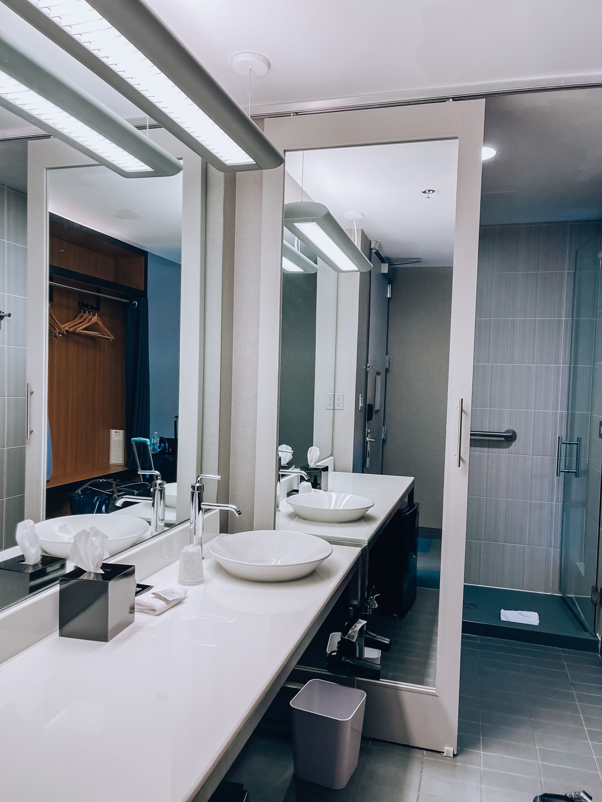 Best Hotel in Rogers Arkansas - Aloft Rogers AR • COVET by tricia