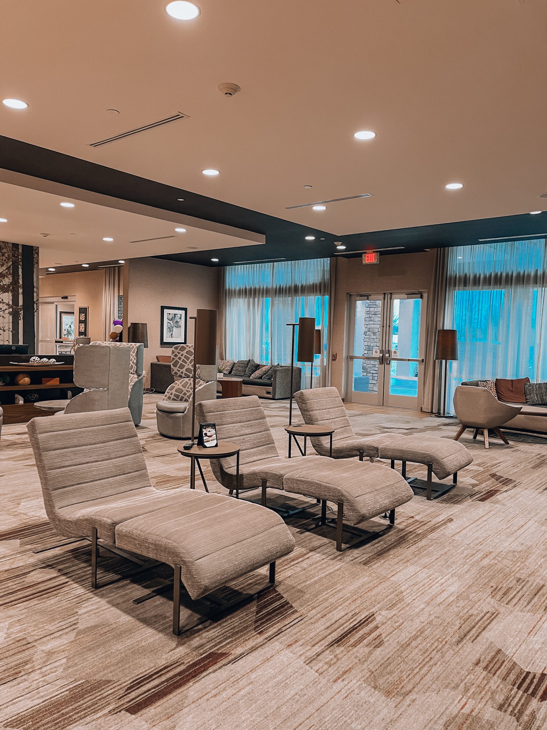 Bellevue NE Hotels with Pools - Beardmore Event Center Hotels • COVET ...